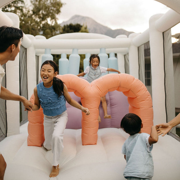Bounce Houses – smol